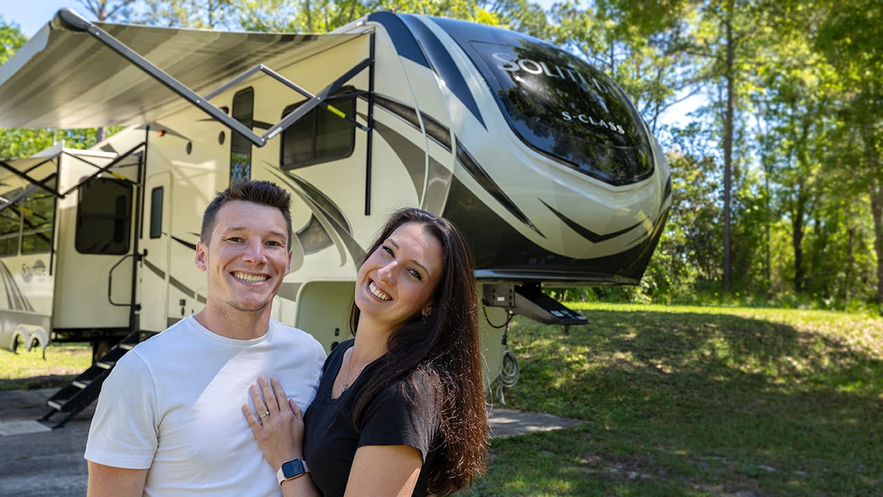 Meet the Full-Timers | Wildsam